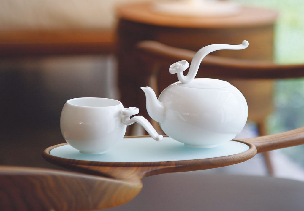 Chinese Porcelain: Lighter Than White - Magnifissance