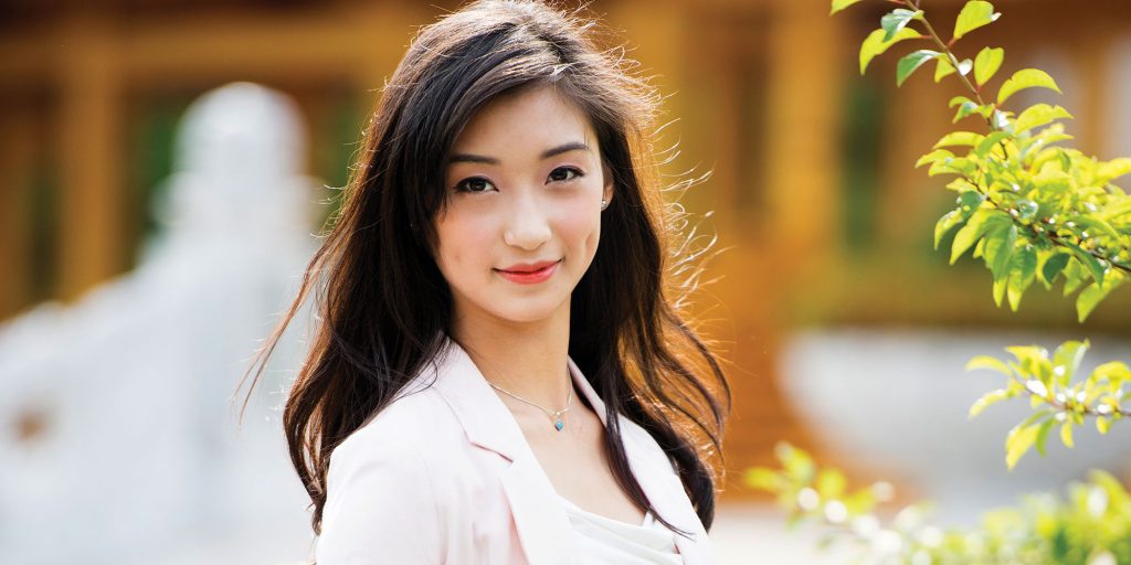 Poetry in Motion - Magnifissance