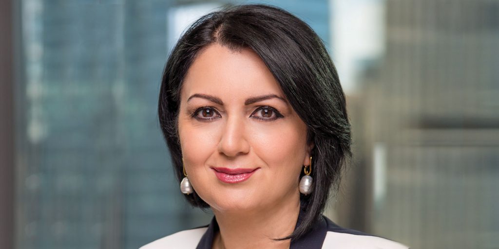 Interview with Tina Tehranchian - Magnifissance
